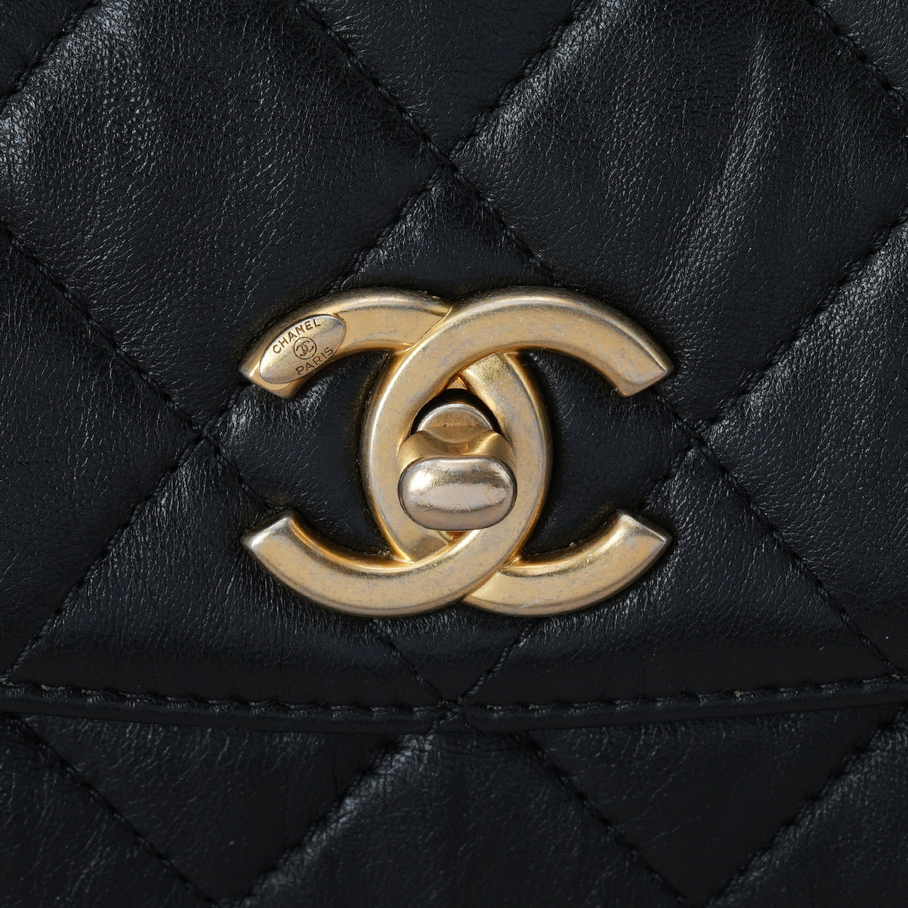 CHANEL(USED)샤넬 AS2477 시즌 CC로고 탑핸들 미니 플랩 체인백 | 캉카스백화점